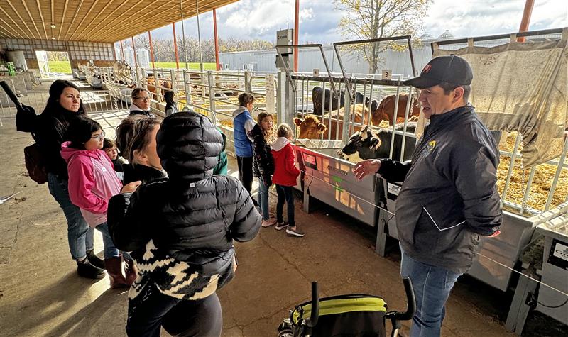 Become a Classroom Hero - Agriculture in the Classroom Manitoba